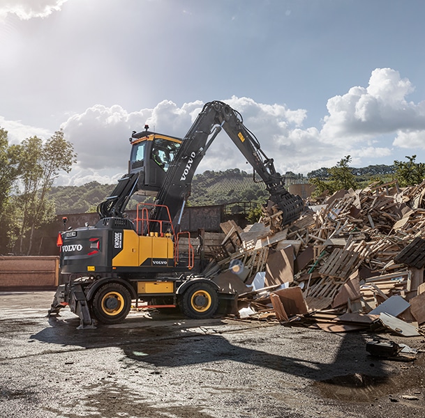 CJD, Volvo machinery tailored to waste management - Waste Management Review